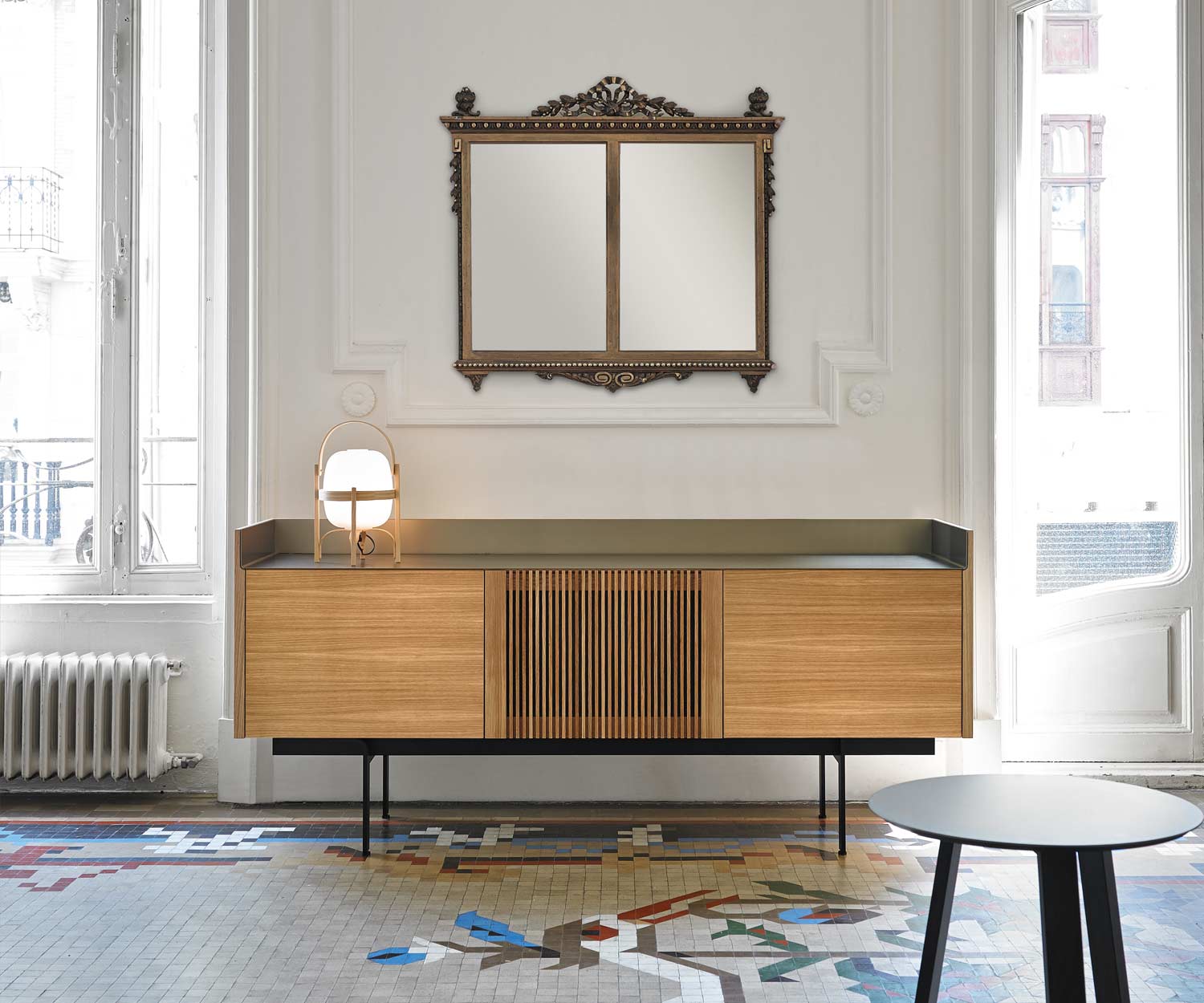 Punt Stockholm TV Design Lowboard mit Füßen oder hängend