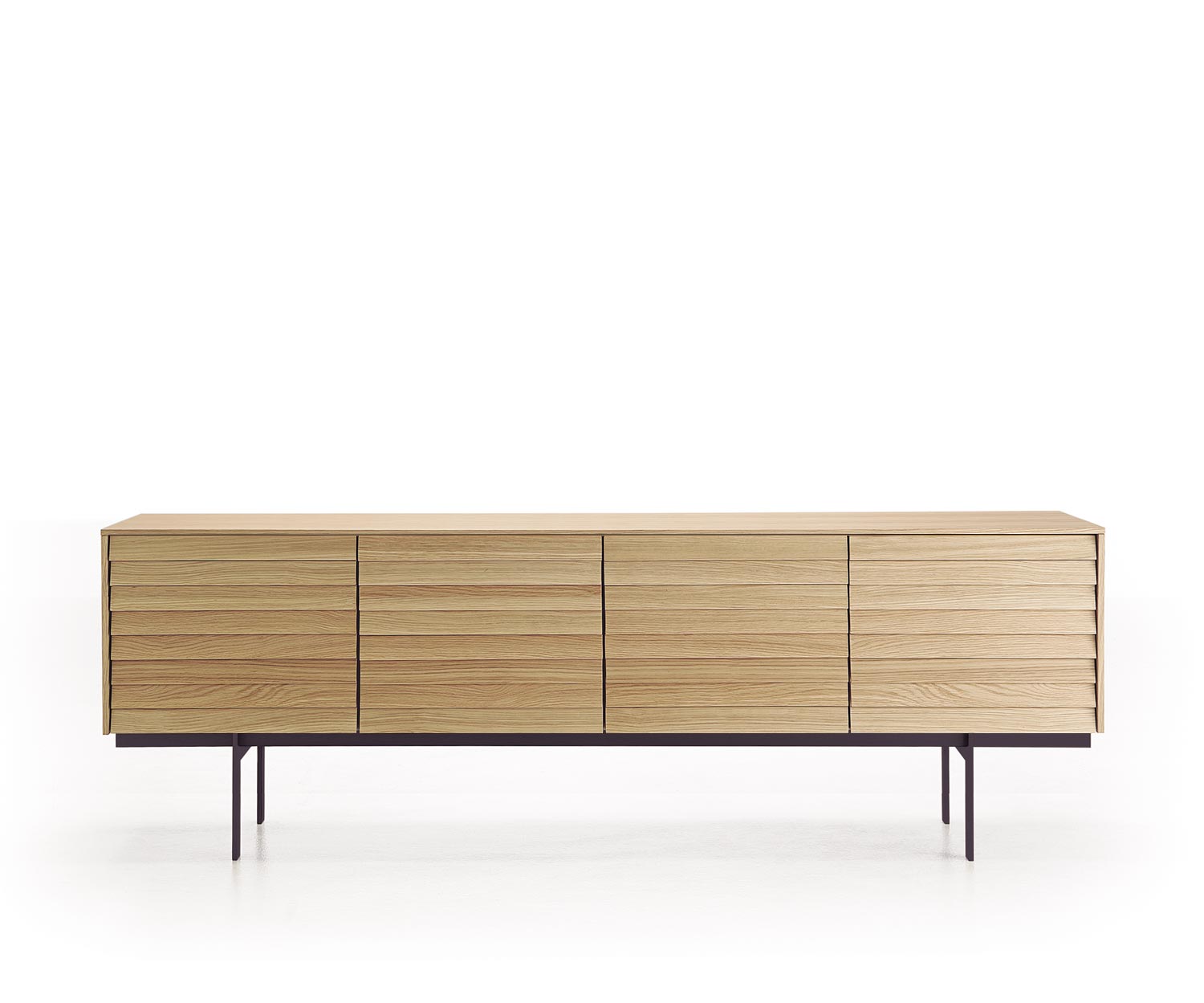 Punt Design Sideboard Sussex Eiche Walnuss furniert Lamellen